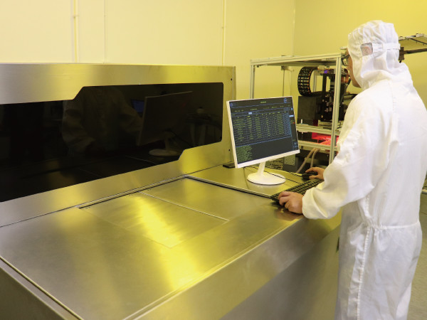 Laser Direct Imaging Machine with Technology raster Line Width/ Line ...